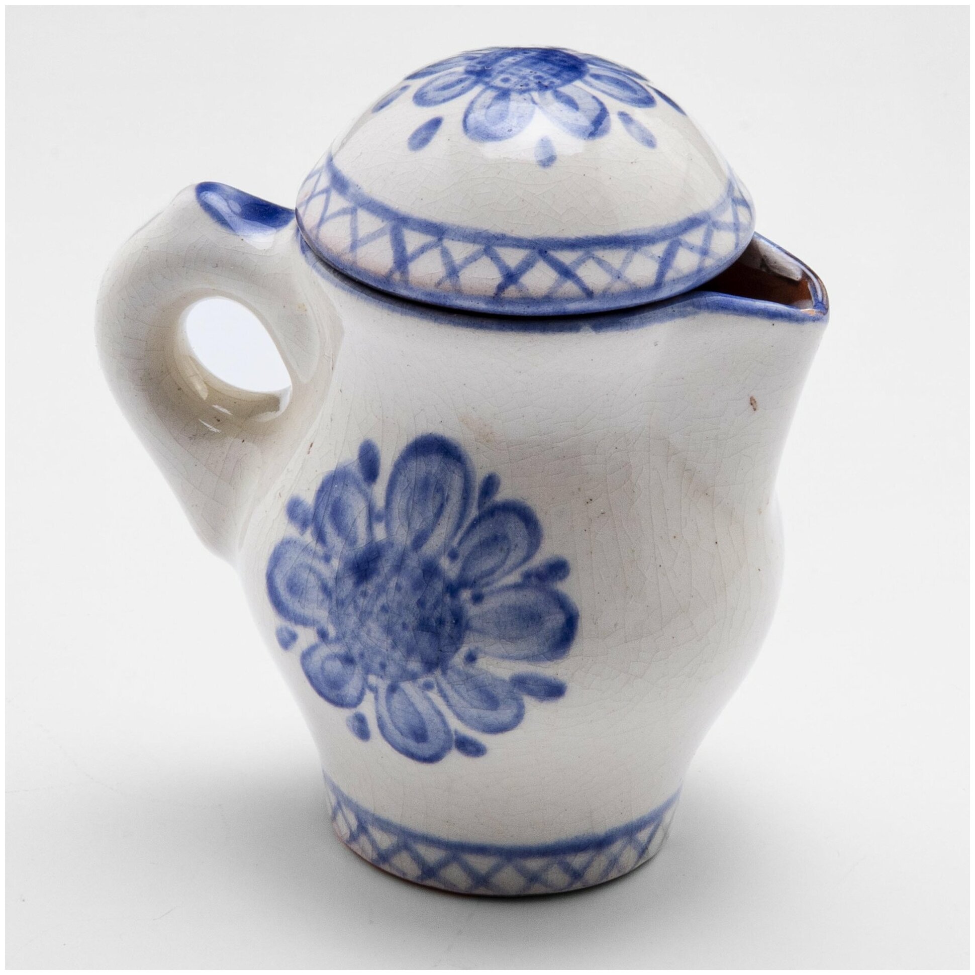 [с авторской подписью] Кувшинчик декоративный с изображением цветов, керамика