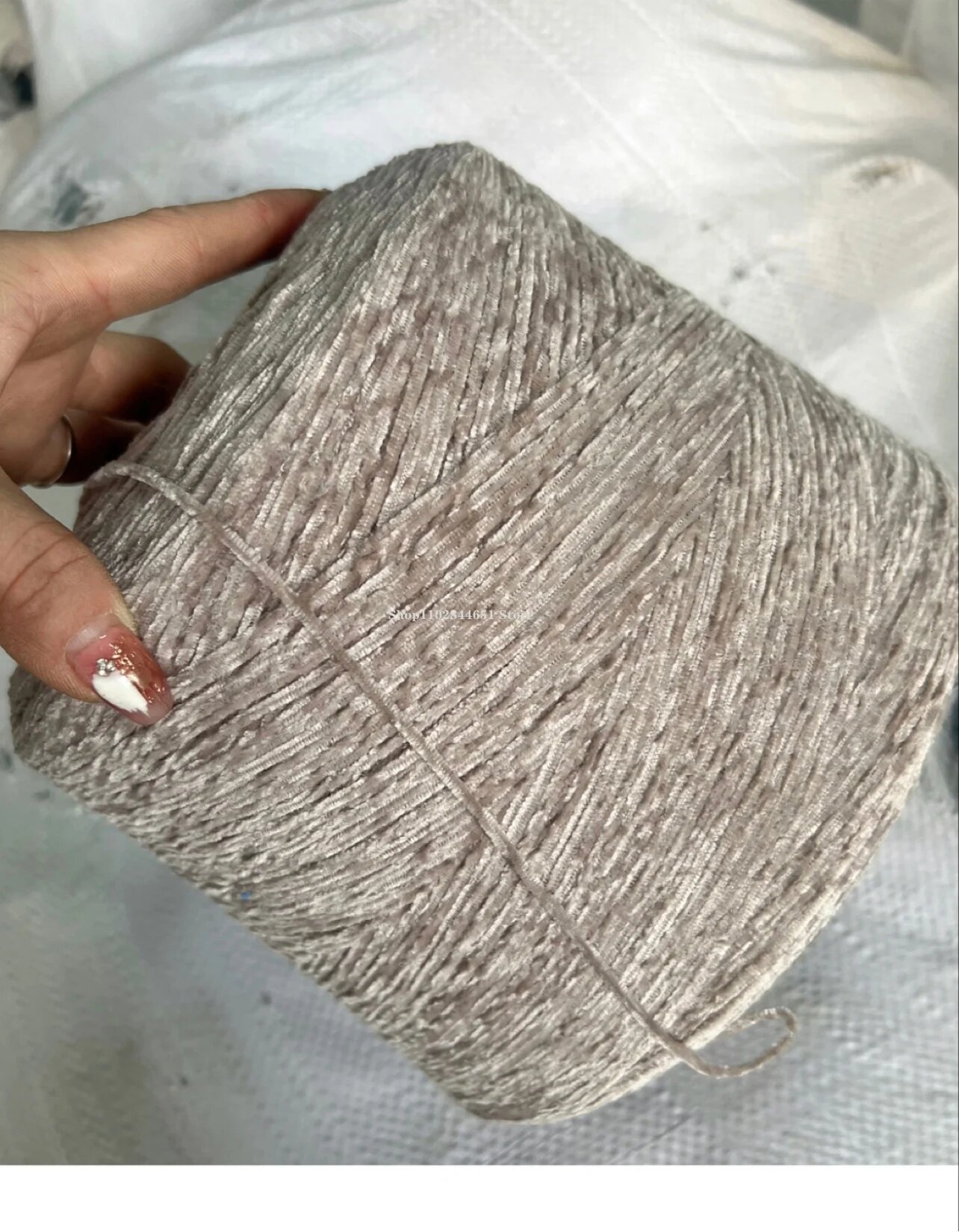 Золотая бархатная шерстяная пряжа 500г Серый, Camelus alba-1.5mm