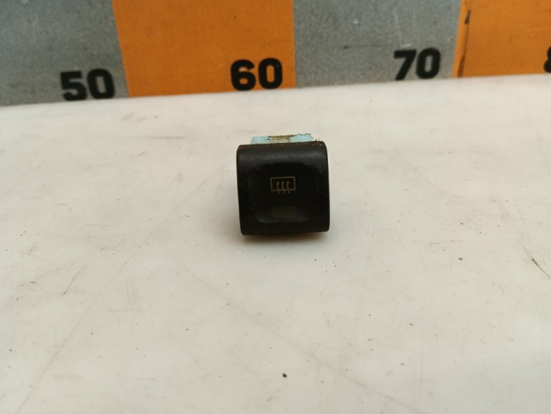 Б/У Опель Вектра Б Кнопка обогрева стекла Opel Vectra 1998 B, 36 Задн. 314956 OPEL арт. 90565720