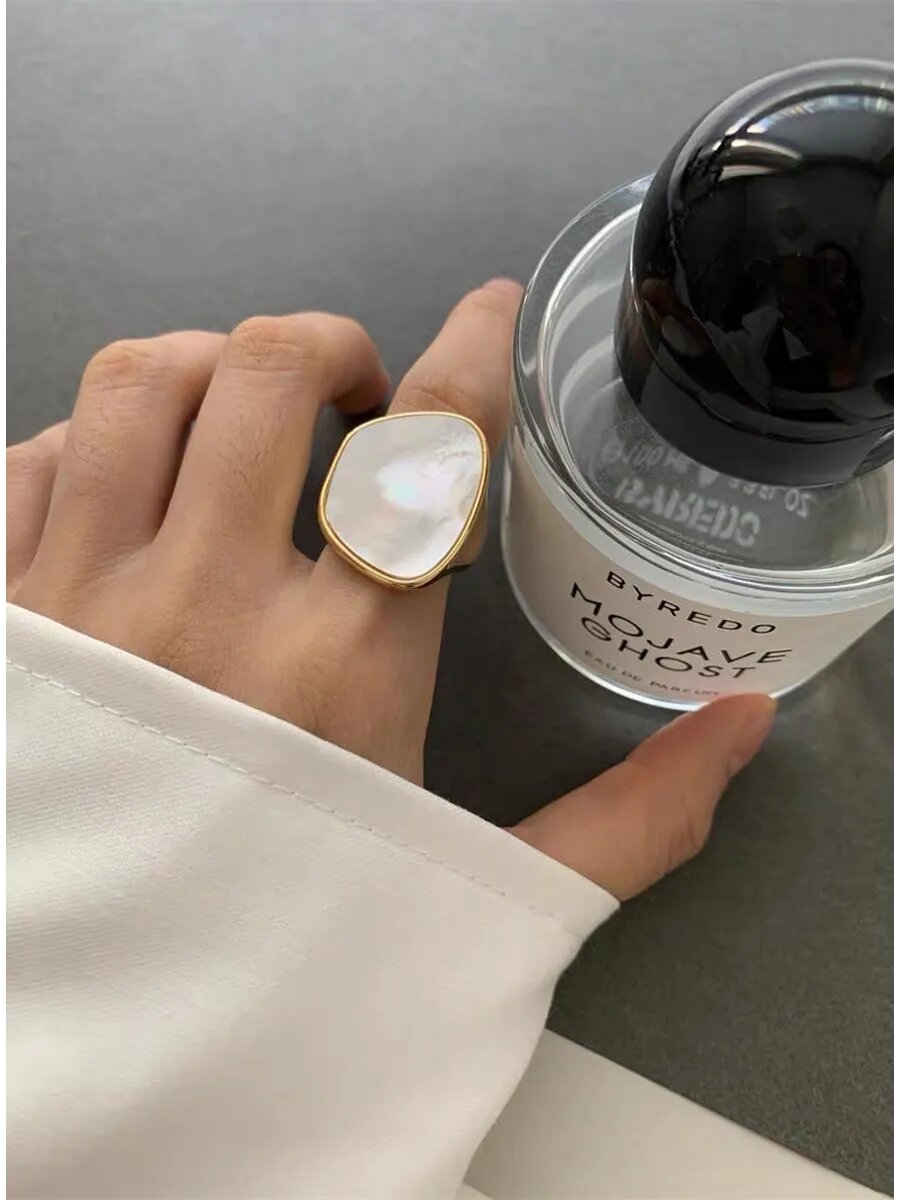 Кольцо, перламутр, кристалл