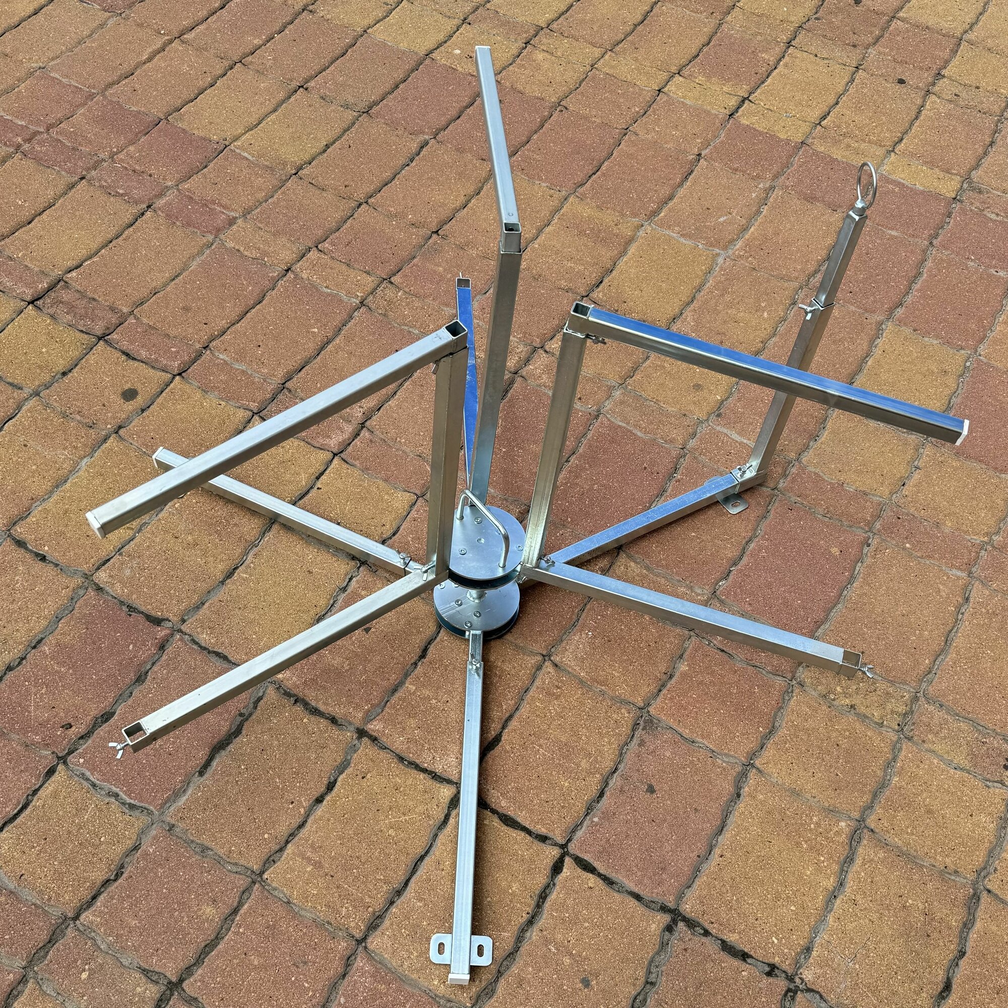 Размотчик для труб в бухтах (быстроразборный)