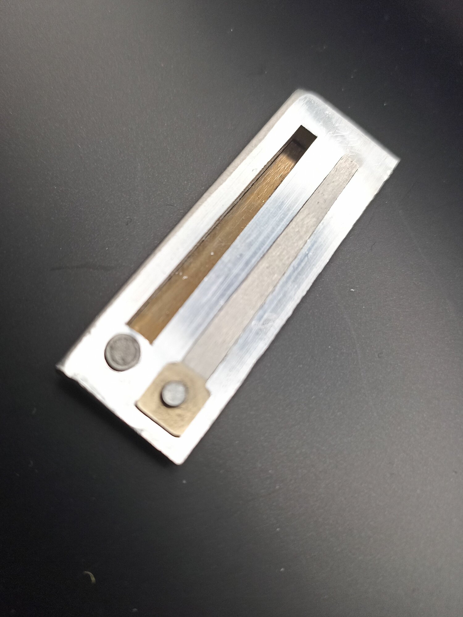 Голосовая планка ре первой октавы