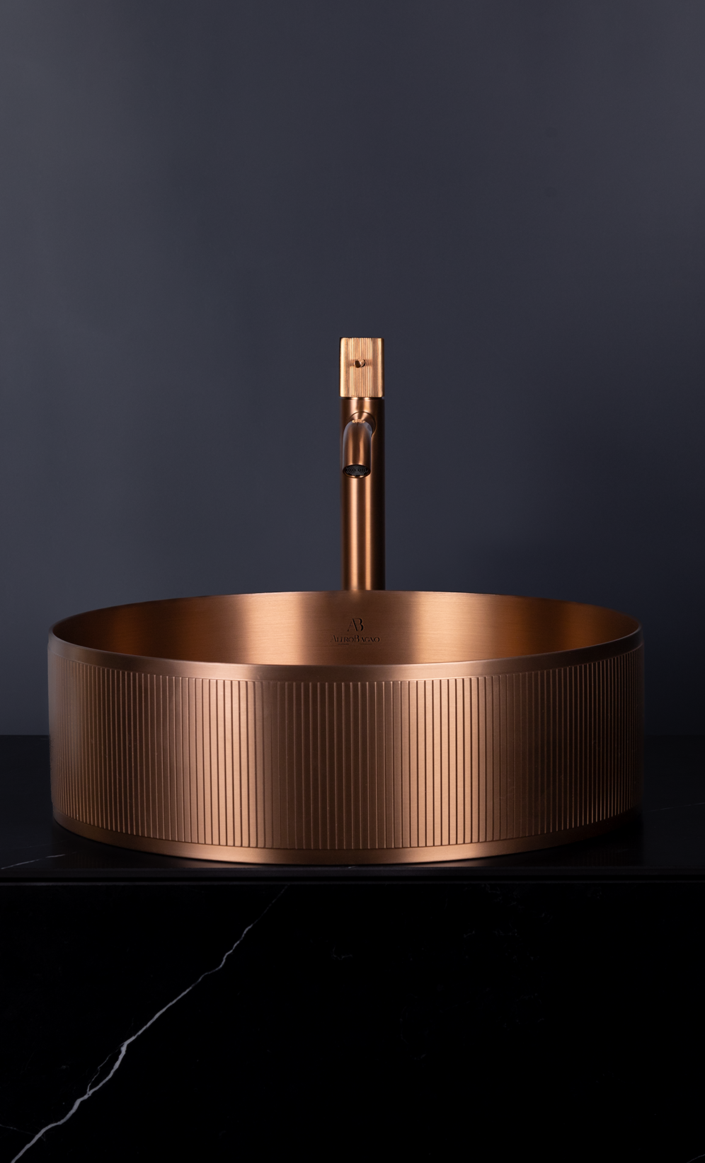 Раковина AltroBagno Costoso 001007 RaSp в ванную накладная на столешницу из нержавеющей стали, цвет матовая медь