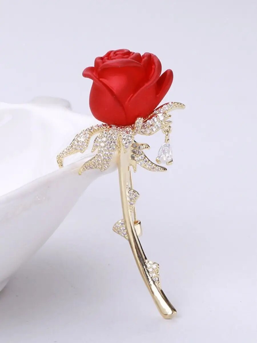 Брошь, стразы