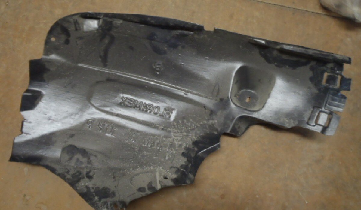 Локер передний Corsa D Opel OPO343613