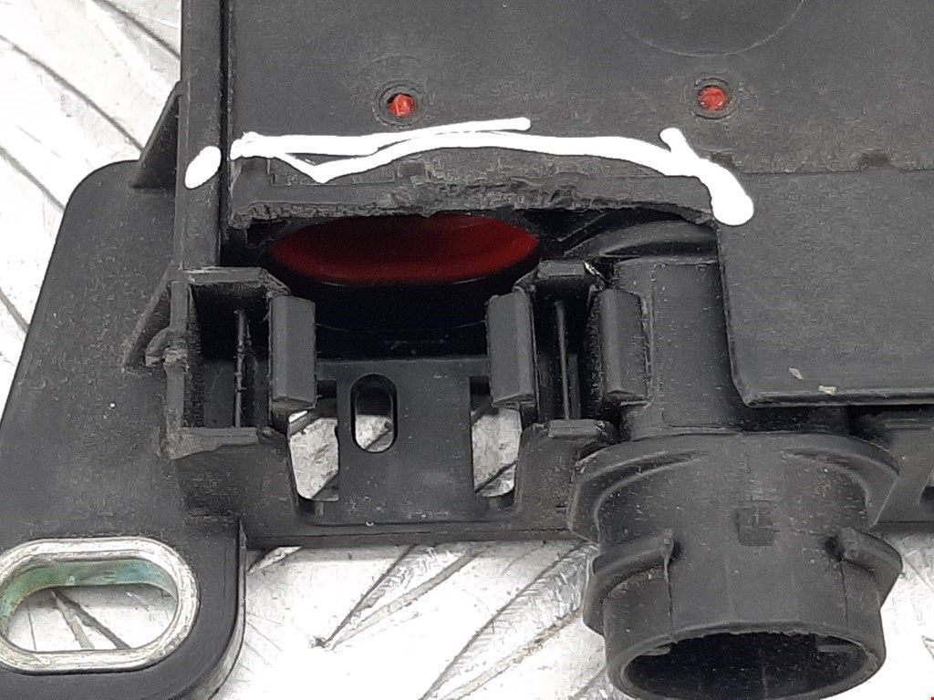 Клемма аккумулятора плюс / 653112 9153418 61149153418 для BMW 5-Series (F07/F10/F11/F18) (с пробегом)