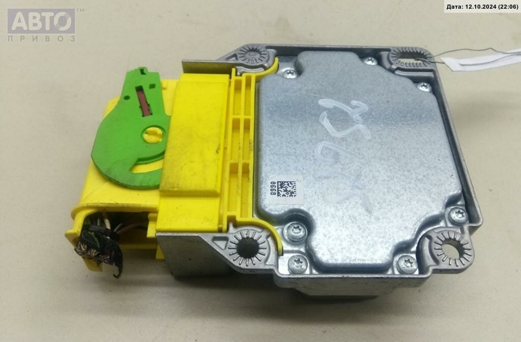 Блок управления Airbag Audi A4 B7 (2004-2008)