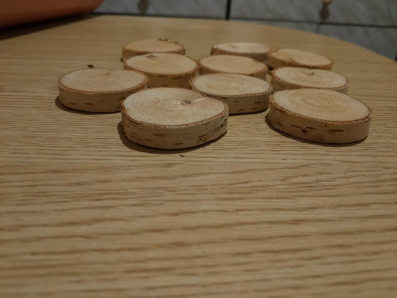 Спилы дерева береза 10 шт, для творчества, для декорирования, толщина около 1 см, диаметр 5-6 см