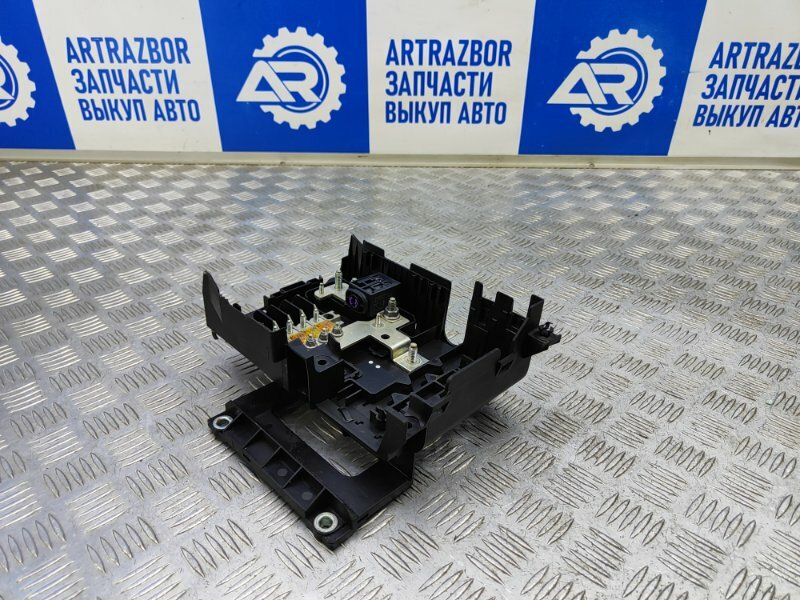 Б/У Блок предохранителей Audi Q7 4LB / Ауди Ку7 4LB 3.0 CJT 272 Л.С 2010