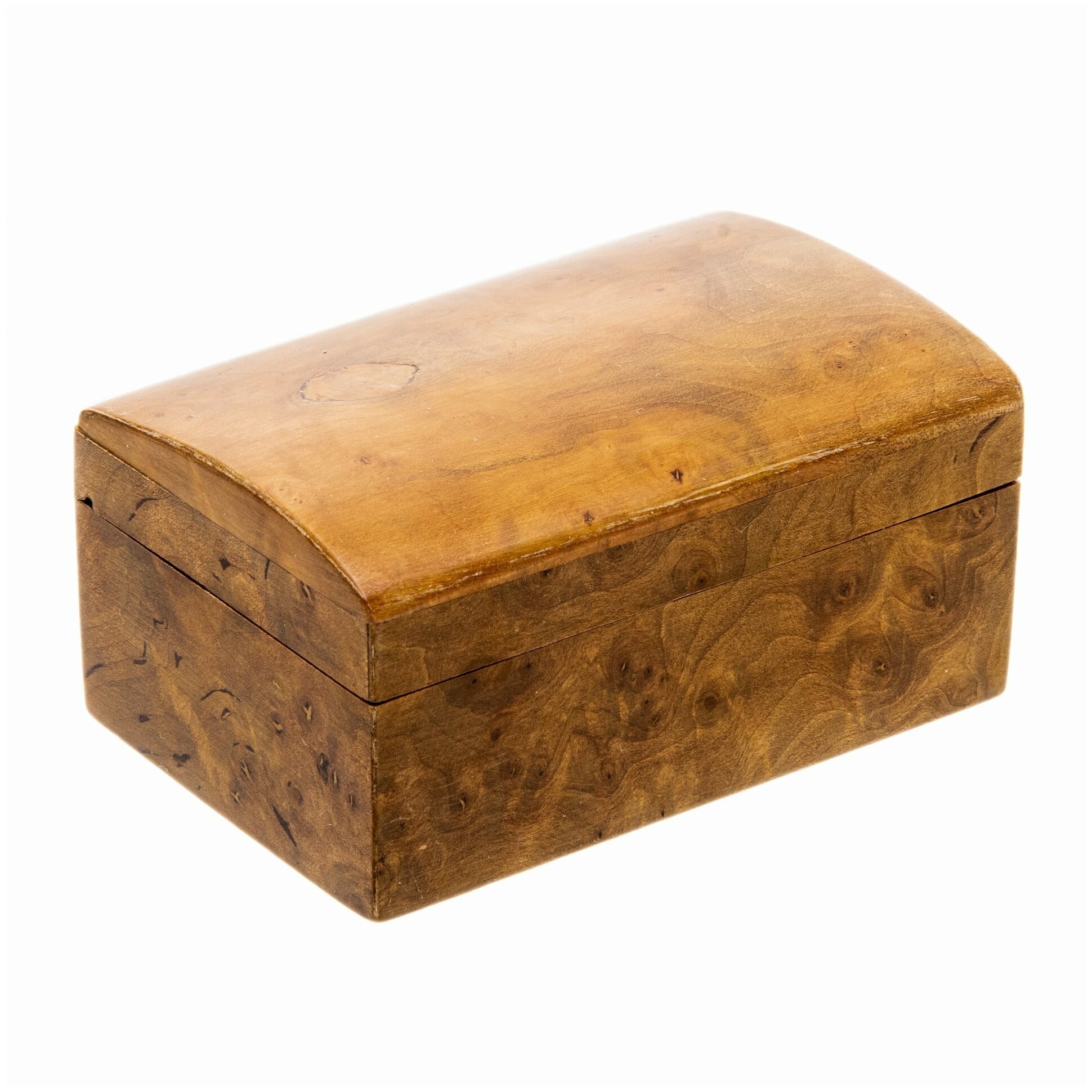 Шкатулка в виде сундучка, дерево, лак