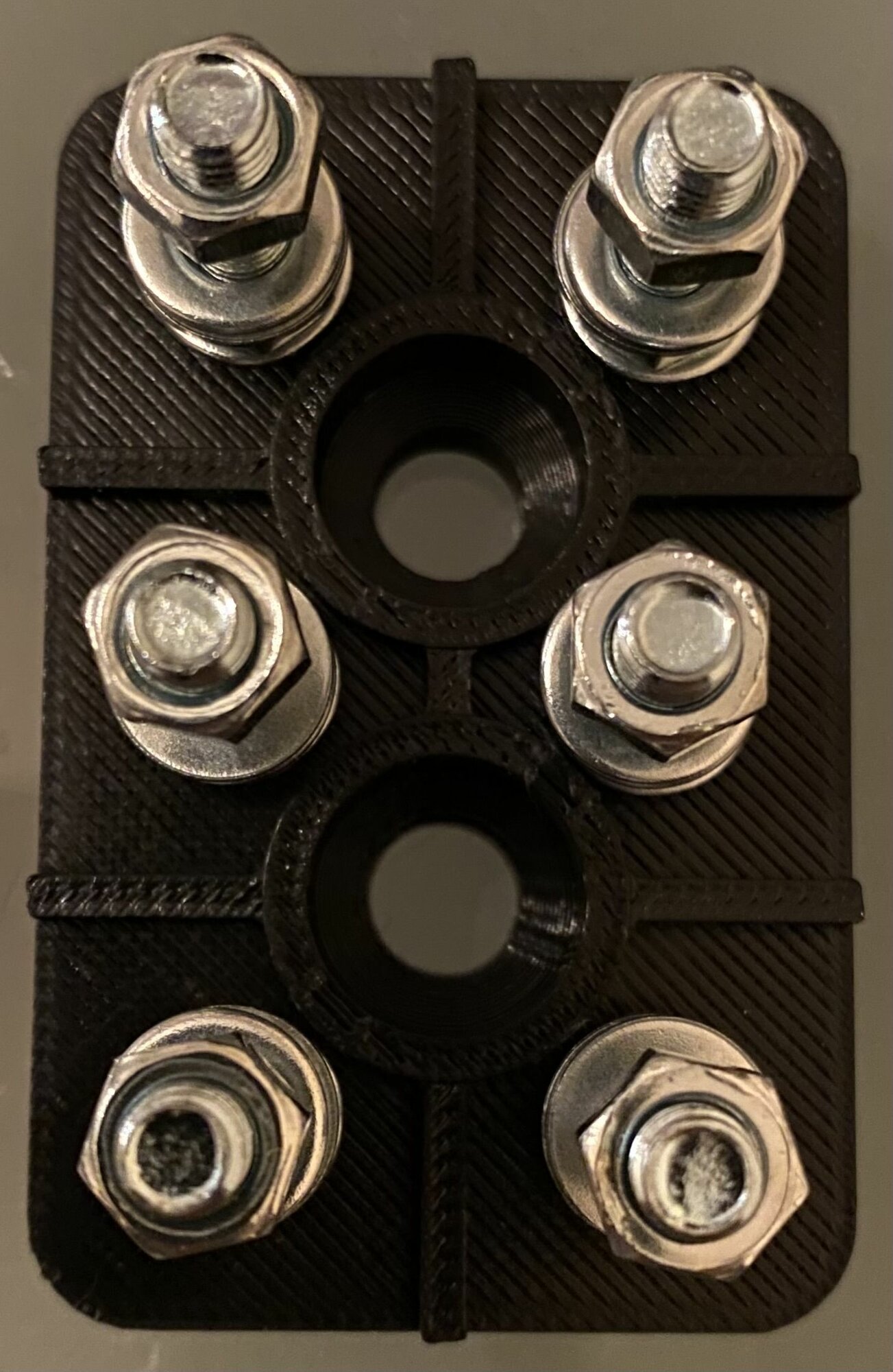 Колодка клеммная для электродвигателя, 56мм. х 36мм.