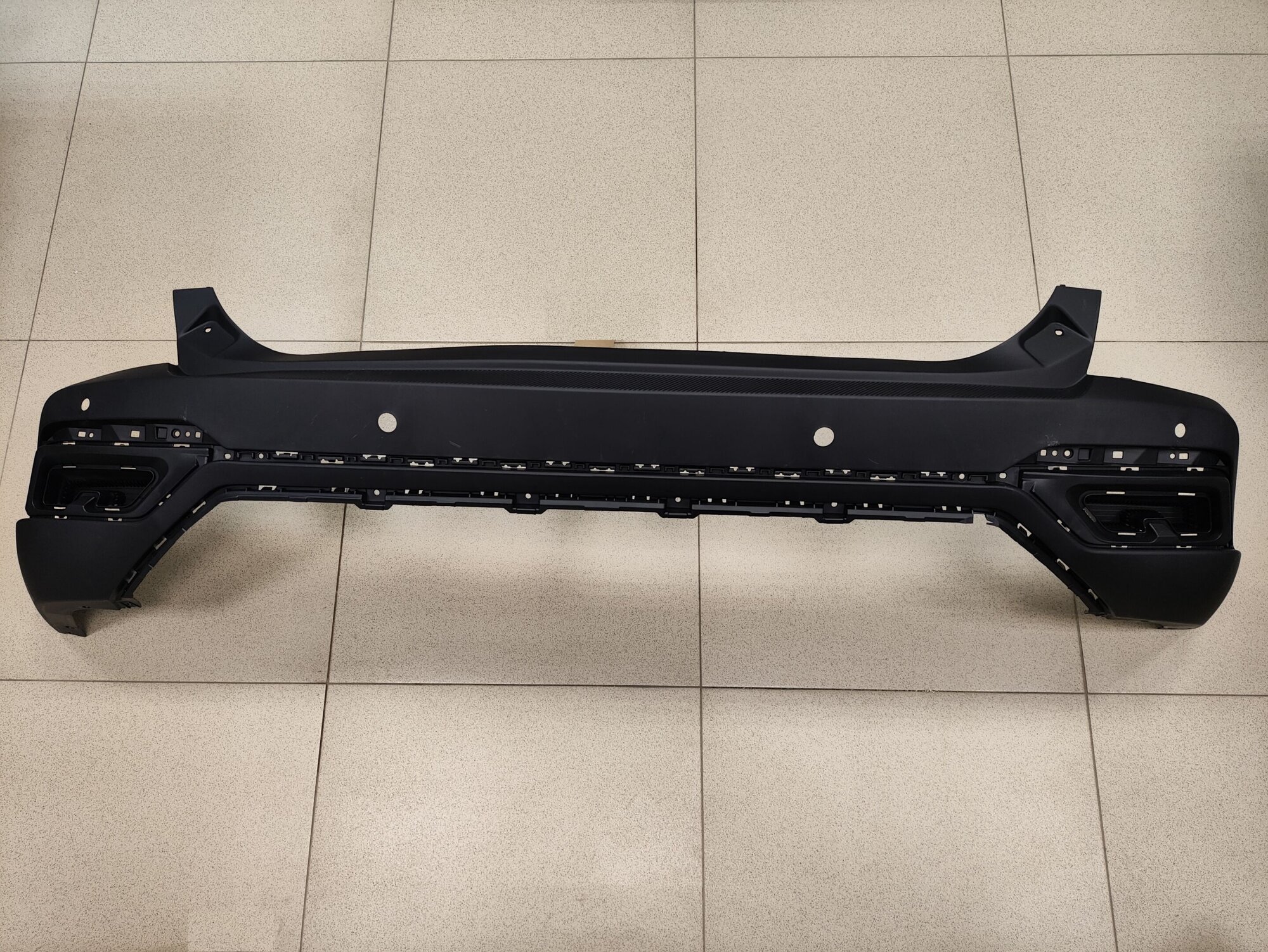 Бампер задний нижняя часть CHERY OMODA C5 [1.6 16V 7AMT внедорожник 4X4 Turbo] 602001563AA