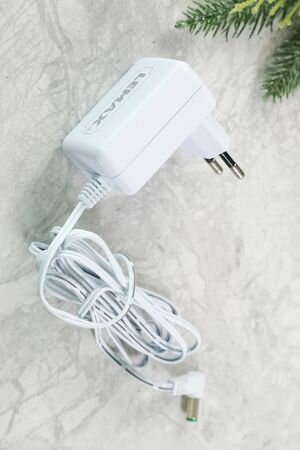 Сетевой адаптер для светящихся, динамических и музыкальных композиций, домиков и фасадов, 4.5V, 1.8 м, белый, LEMAX 74254-lemax