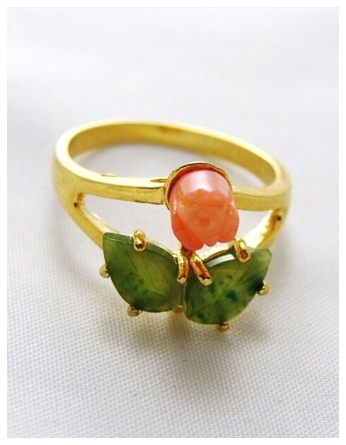 Кольцо, коралл, нефрит