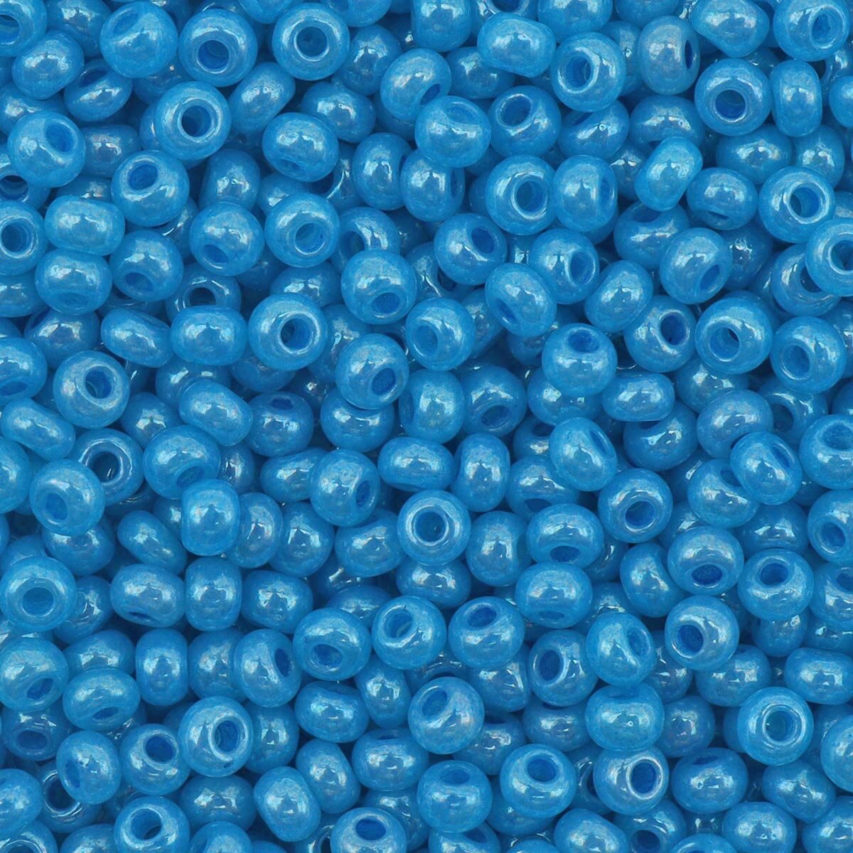 Бисер Preciosa 17365 непрозрачный синий перламутровый (10/0) 2.3 мм, 5 г, цена за 2 уп.