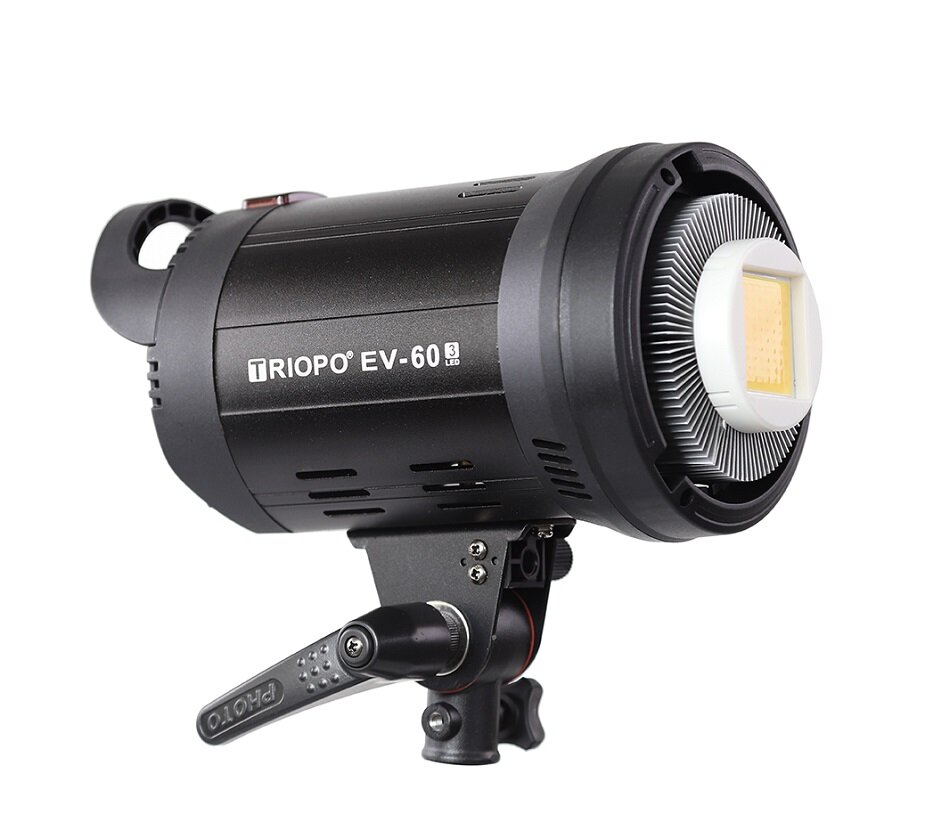 Осветитель Triopo EX-60Bi (3300-5600К)