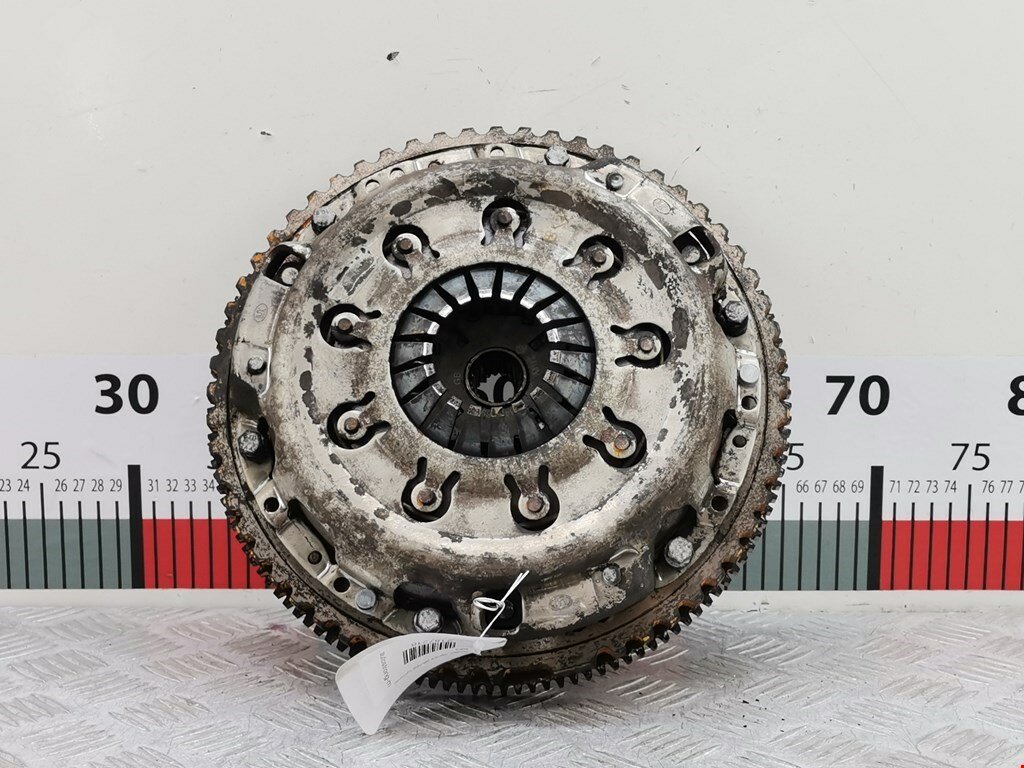 Маховик (демпфер сцепления) Renault Scenic 2 8200560654 арт. 2187216