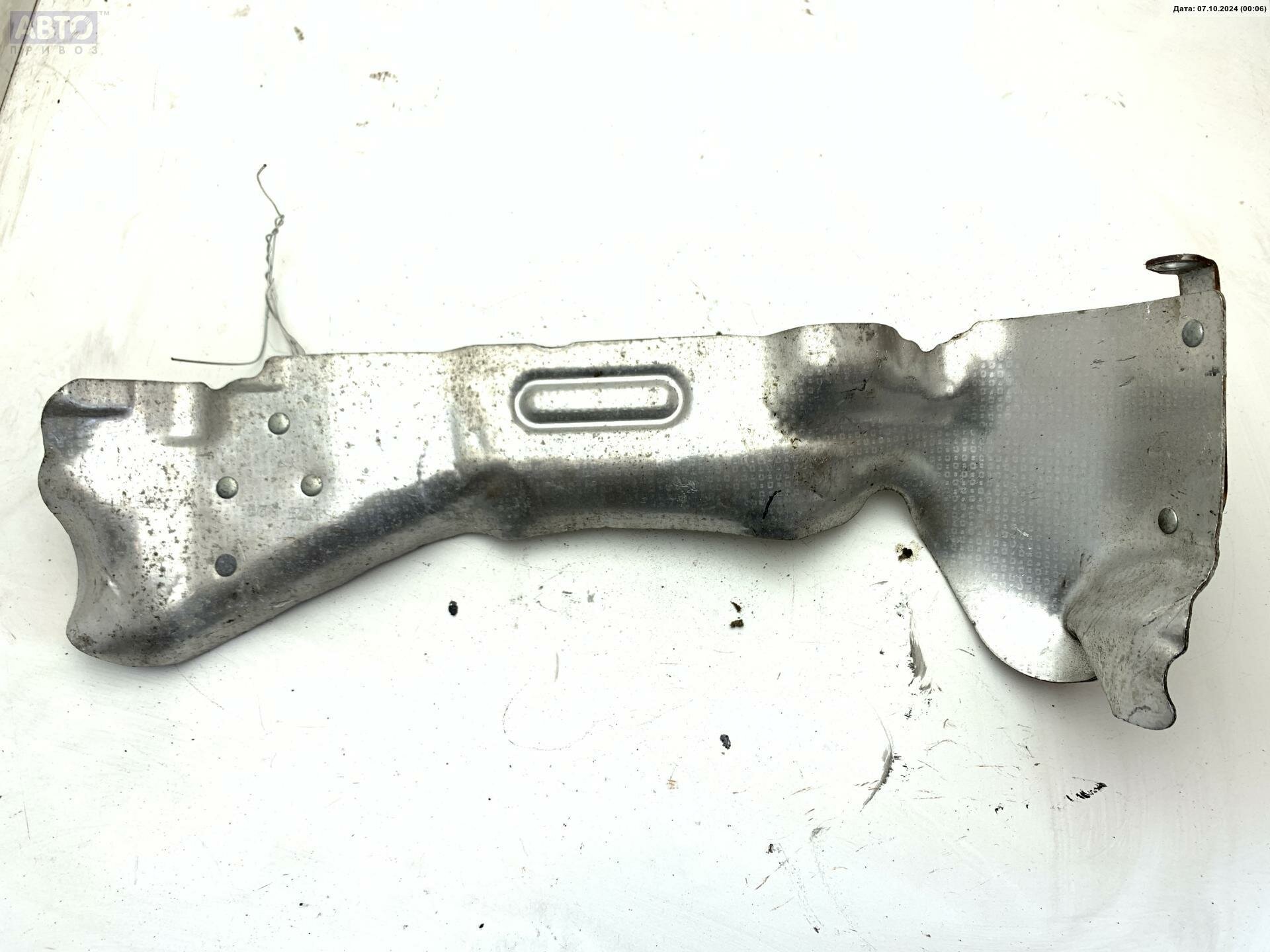 Тепловой экран глушителя Mercedes C-Class W203 (2000-2006)