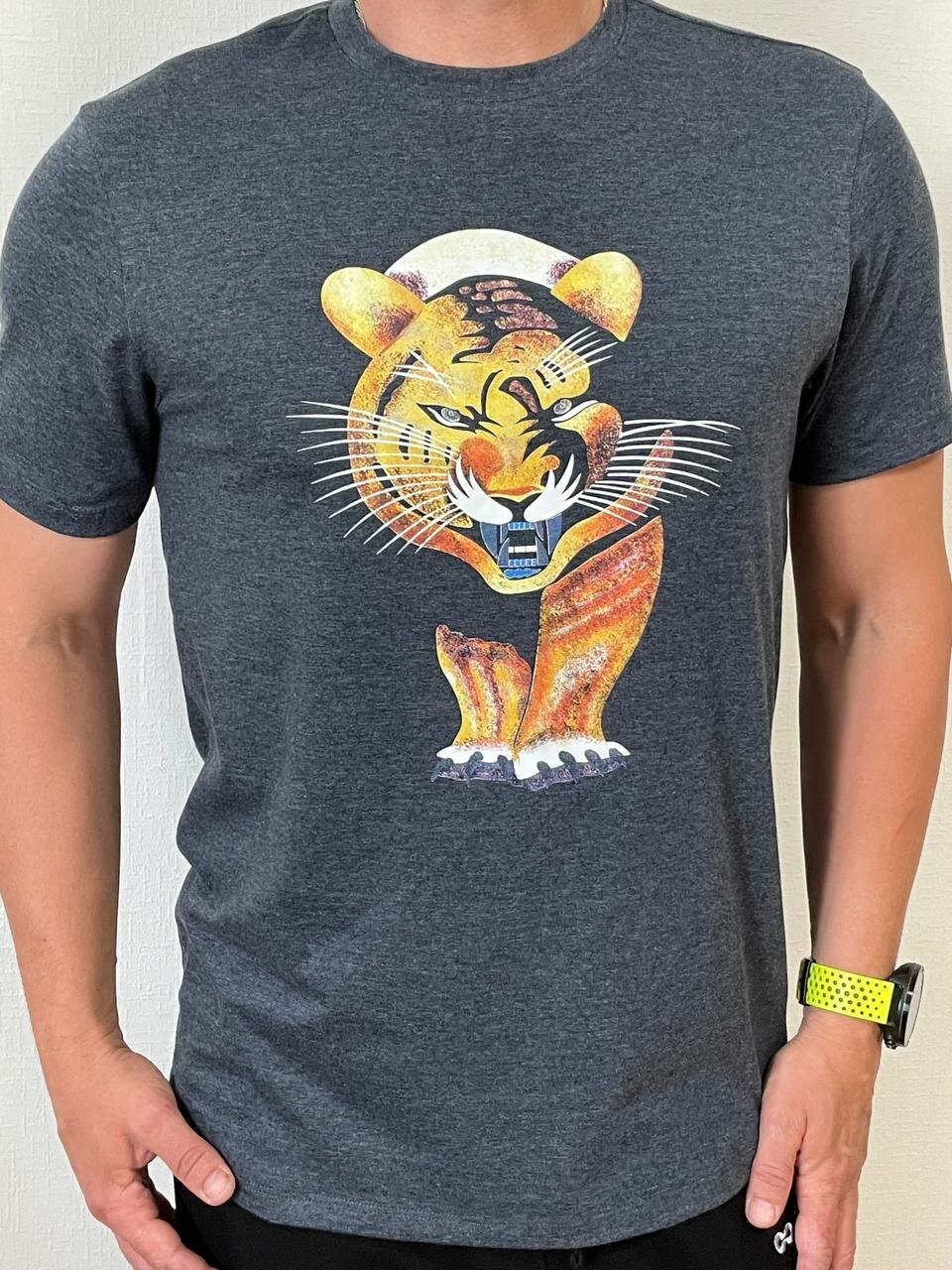 Футболка спортивная