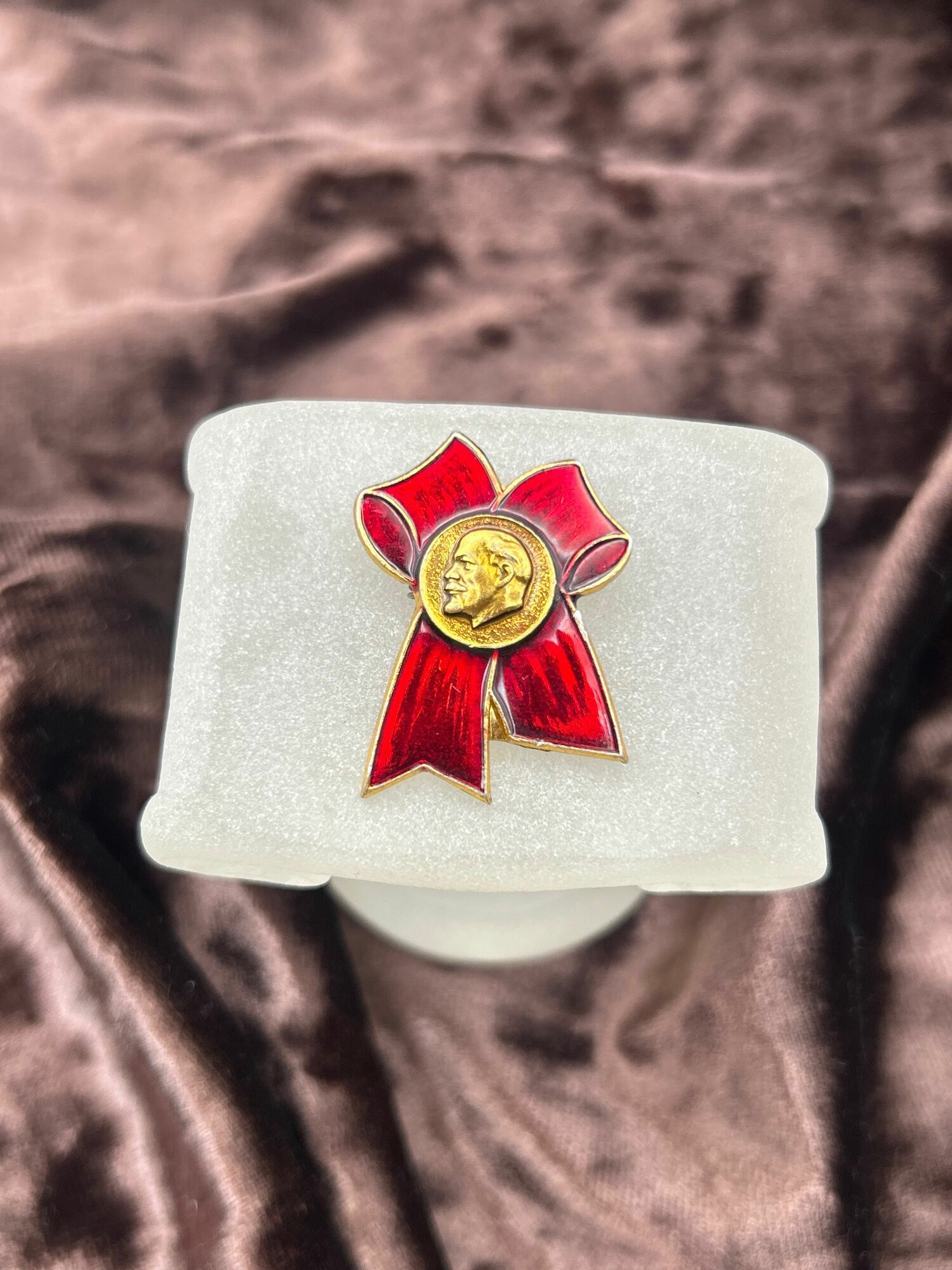 Советский винтажный значок, Бант, Ленин, эмаль, клеймо