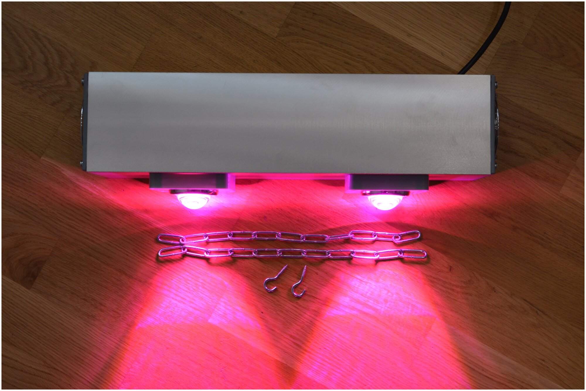 Фитосветодиодная линзованная лампа для растений "Скип"