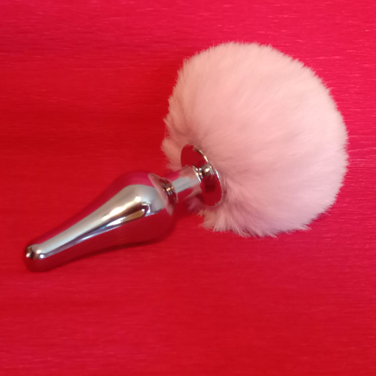 Натуральный хвостик с анальной пробкой, светло розовый