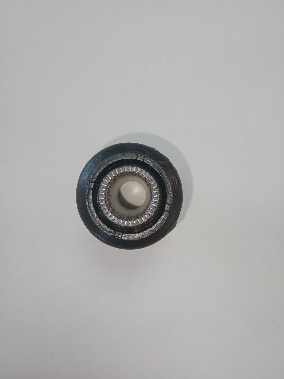 Сайлентблок передний рычага подвески передней (производитель Япония) Chery Tiggo / Tiggo 3 / Lifan X60 / X70 / Solano