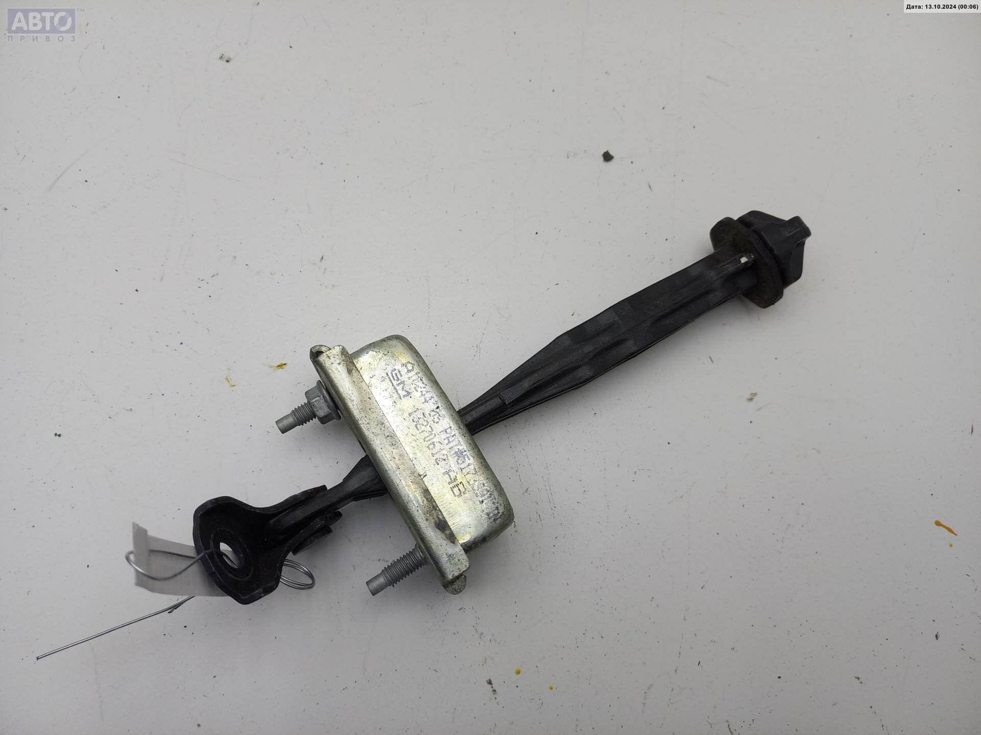 Ограничитель открывания двери задней Opel Astra J (2009-2015)