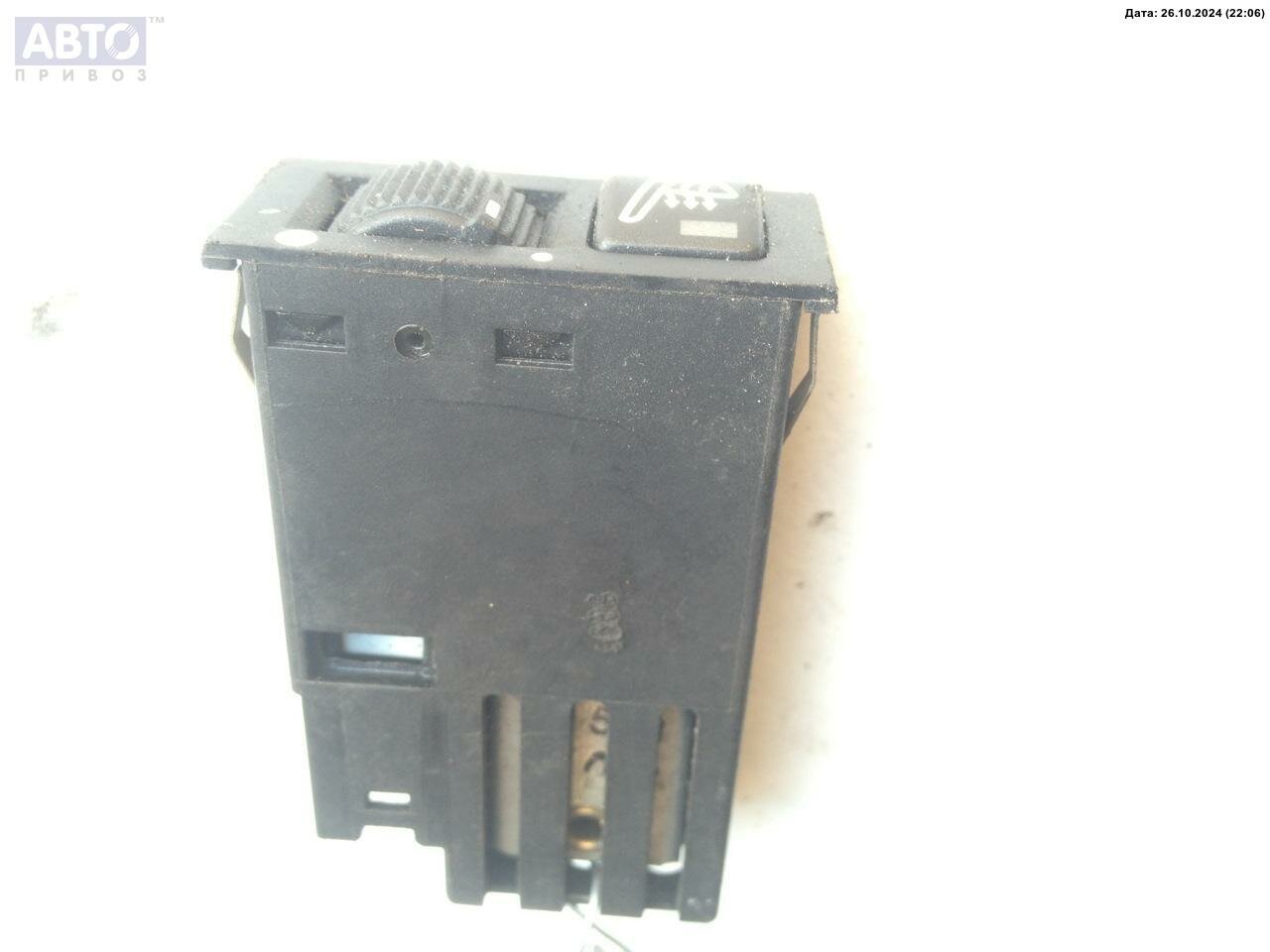 Кнопка обогрева сидений BMW 7 E38 (1994-2001)