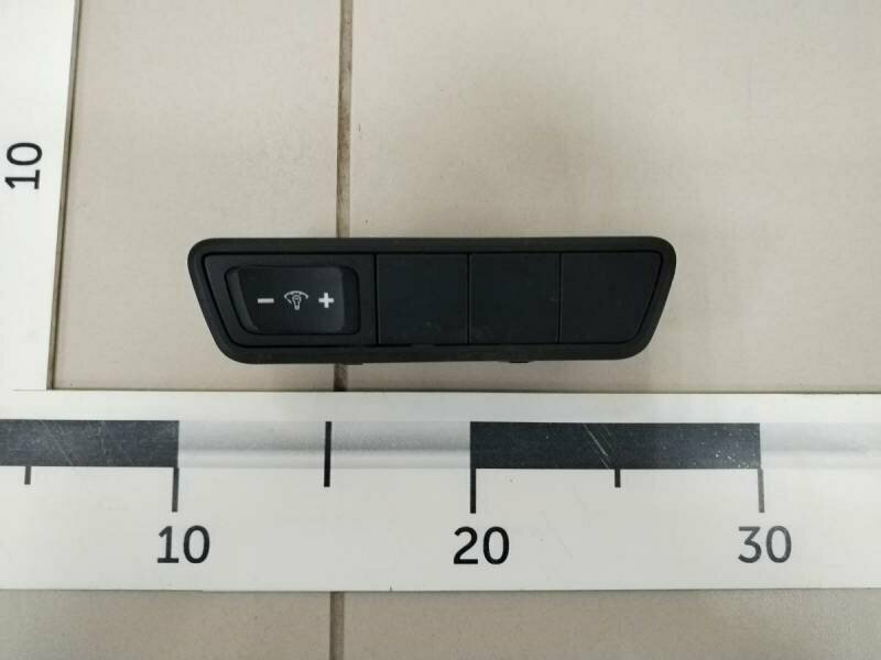 Блок кнопок Hyundai ix35 LM 2010-2015 кат.номер: 937012S0009P 937002S0009P 937002S300