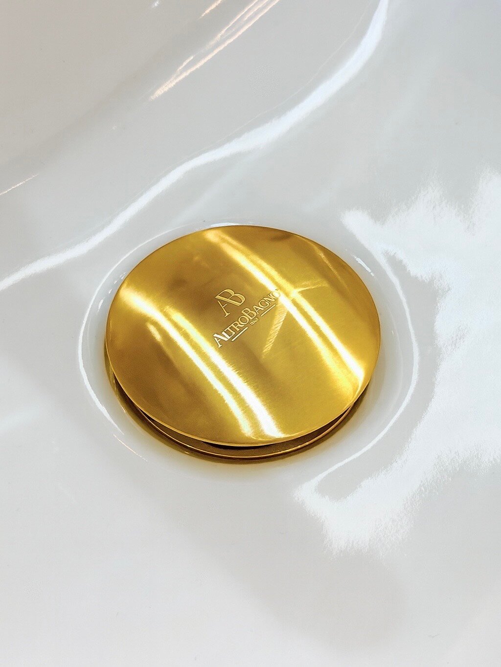 Донный клапан для раковины универсальный (с переливом / без перелива) AltroBagno, глянцевое золото