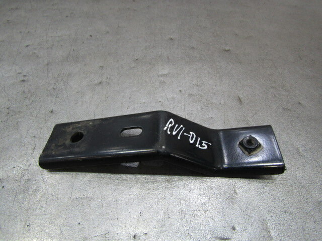 Кронштейн крыла передней оси Renault T