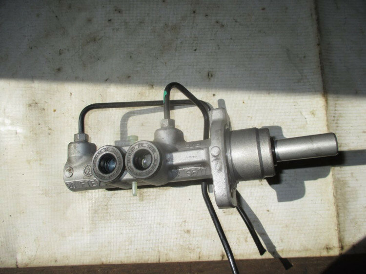 Цилиндр тормозной Главный 6Q0611019Q, 6Q0611019E 20FTEX5617 Фольксваген Поло К-3 1,4л 01-09