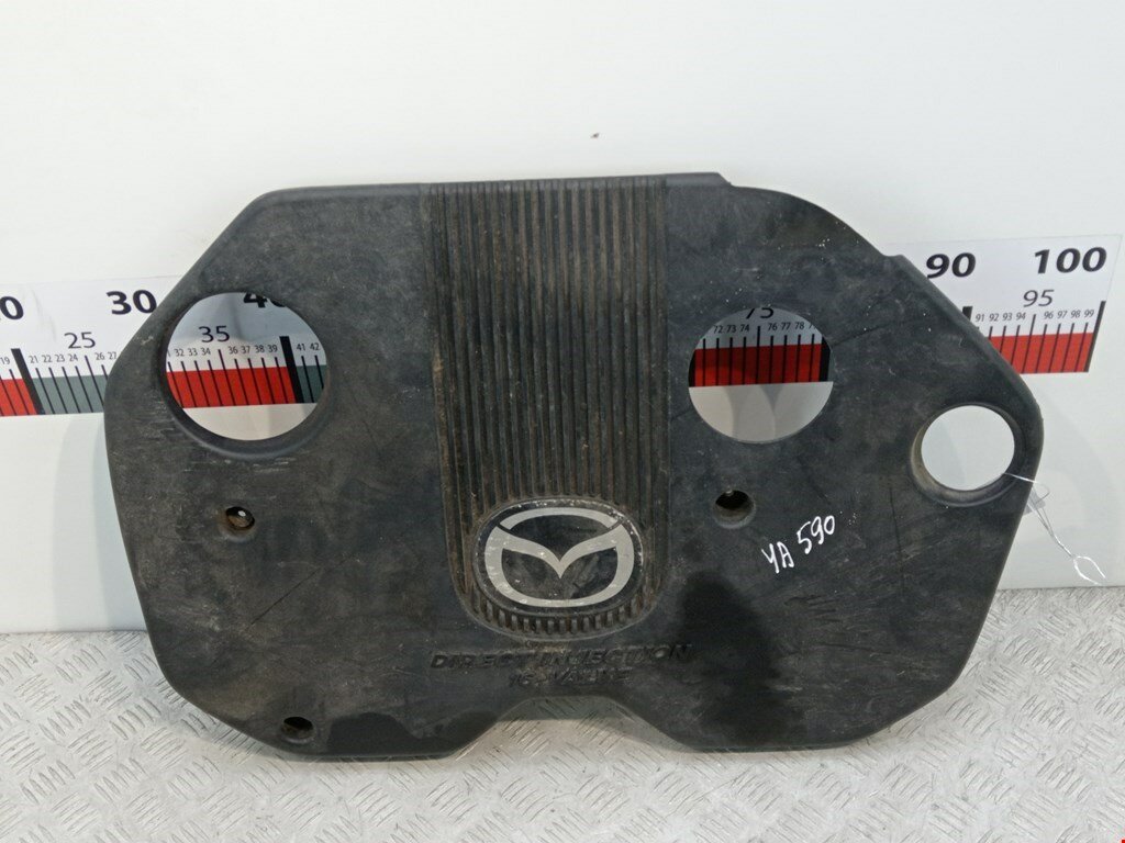 Накладка (крышка) двигателя декоративная Mazda Premacy RF4P10230B арт. 2208587