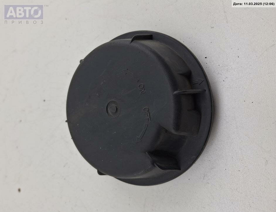 Крышка (заглушка) задняя фары левой Peugeot 307