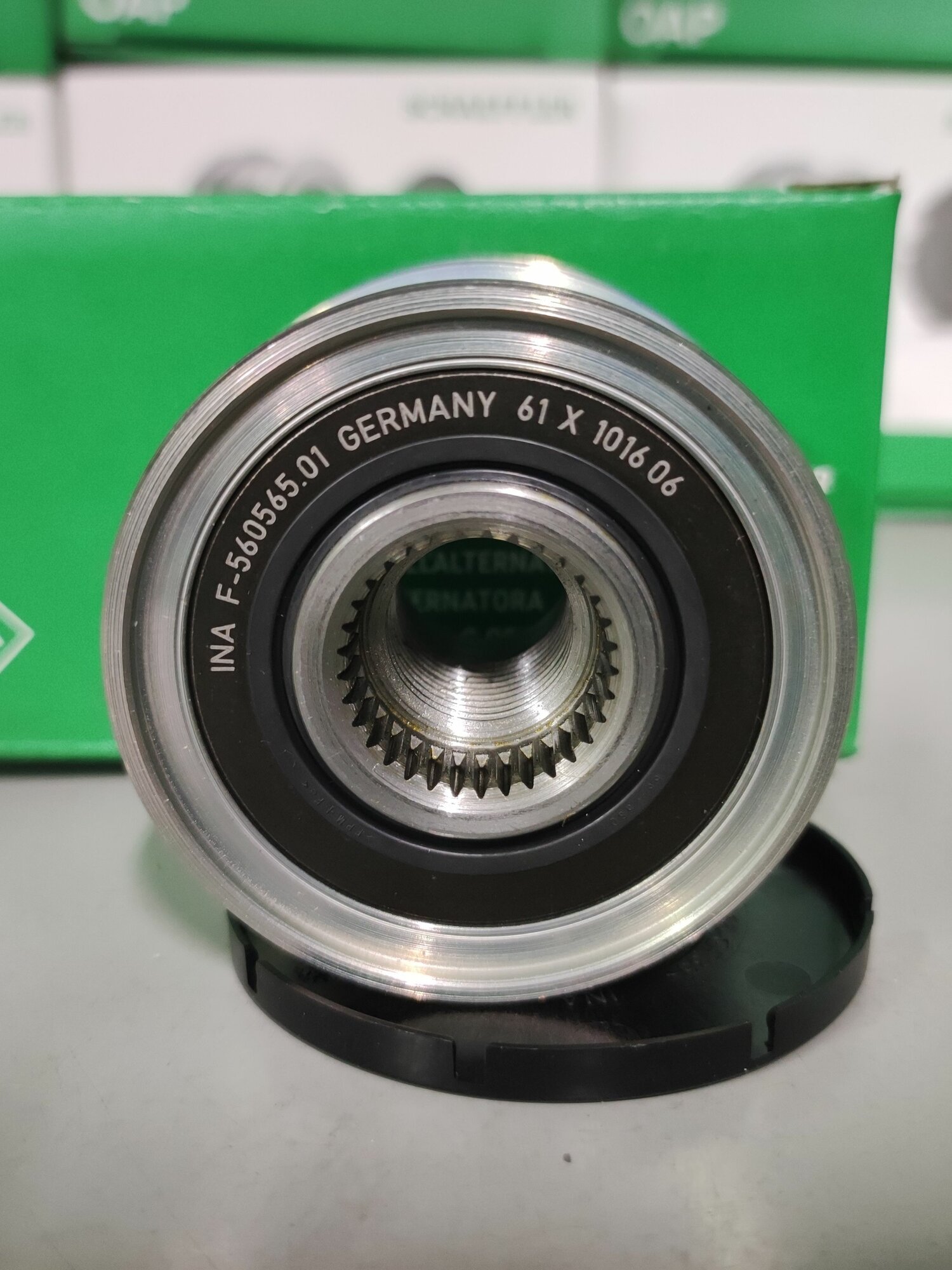 Обгонная муфта генератора INA 535016610 F-560565. XX