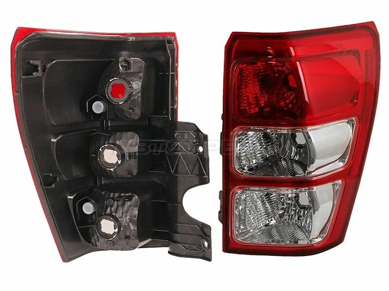 . SAT Фонарь задний для SUZUKI GRAND VITARA/ESCUDO 05-15 правый