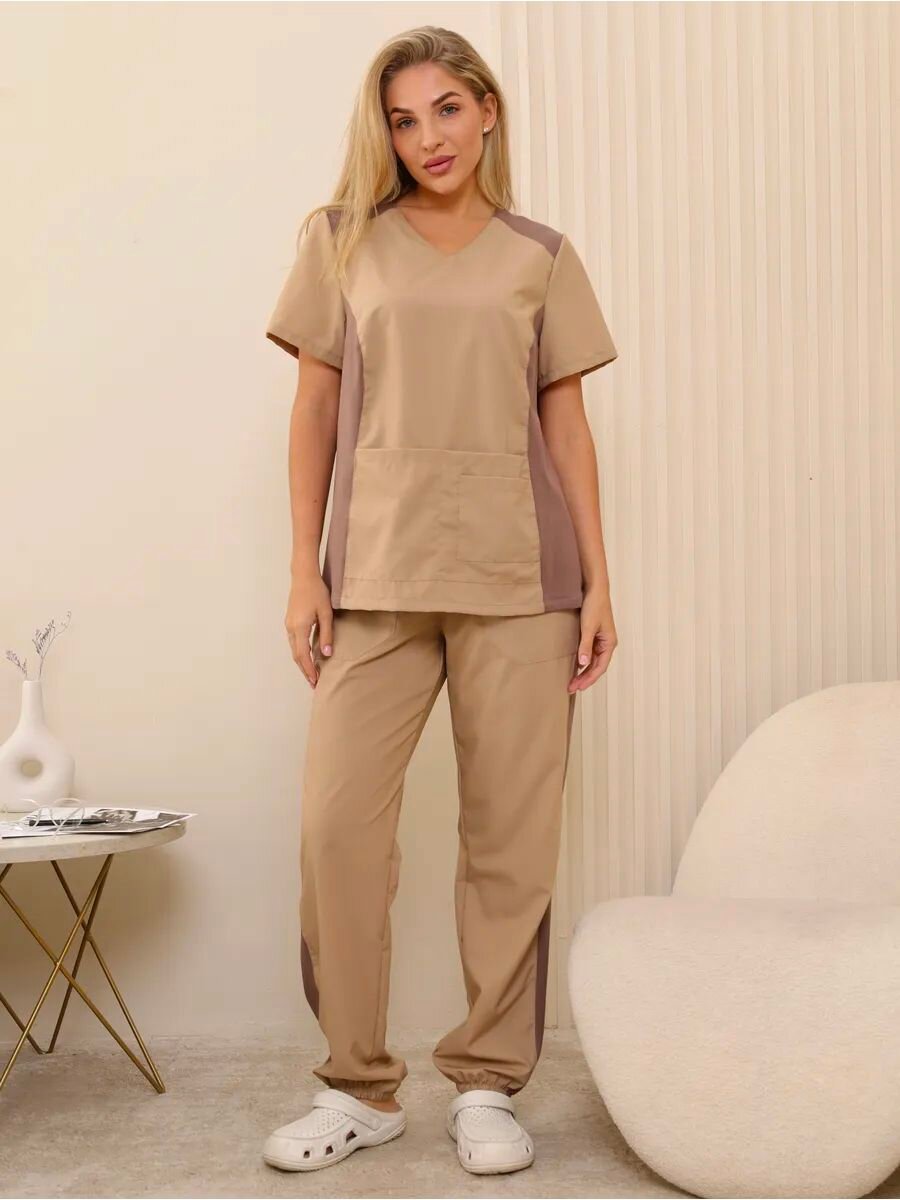 Костюм медицинский бежевый с лампасами