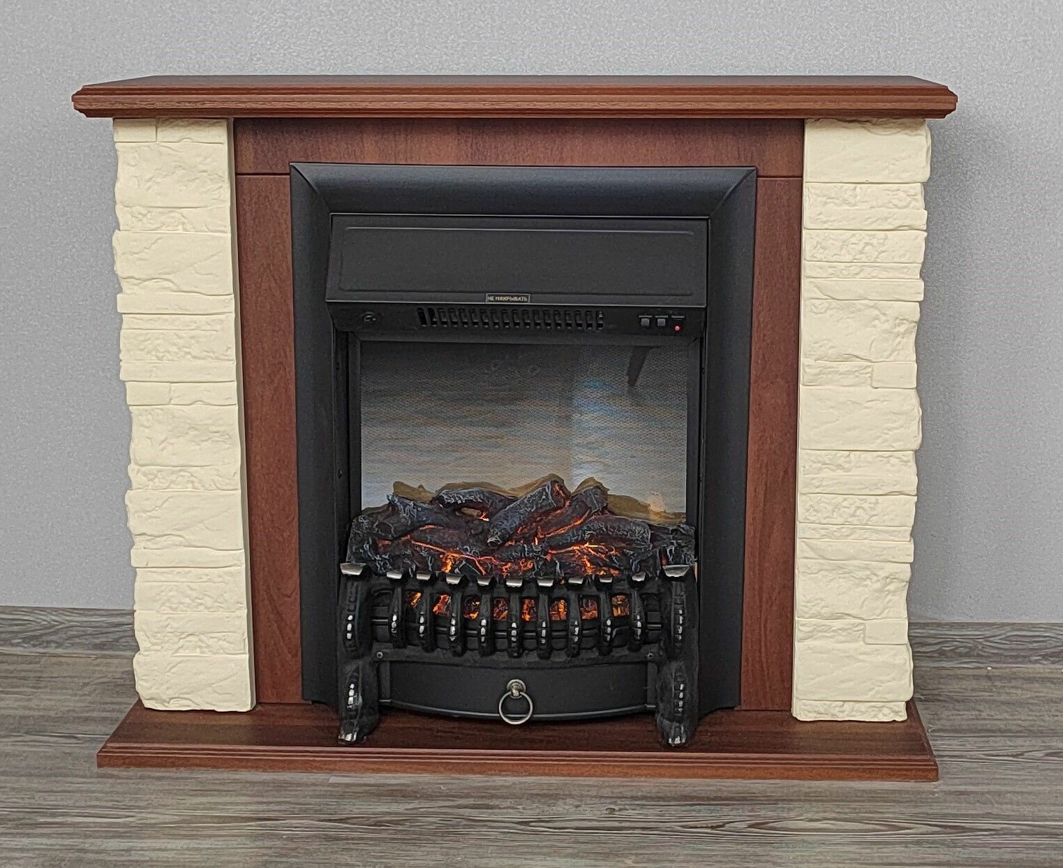 Электрокамин Мальта с очагом Fobos, Итальянский орех, камень светло-бежевый