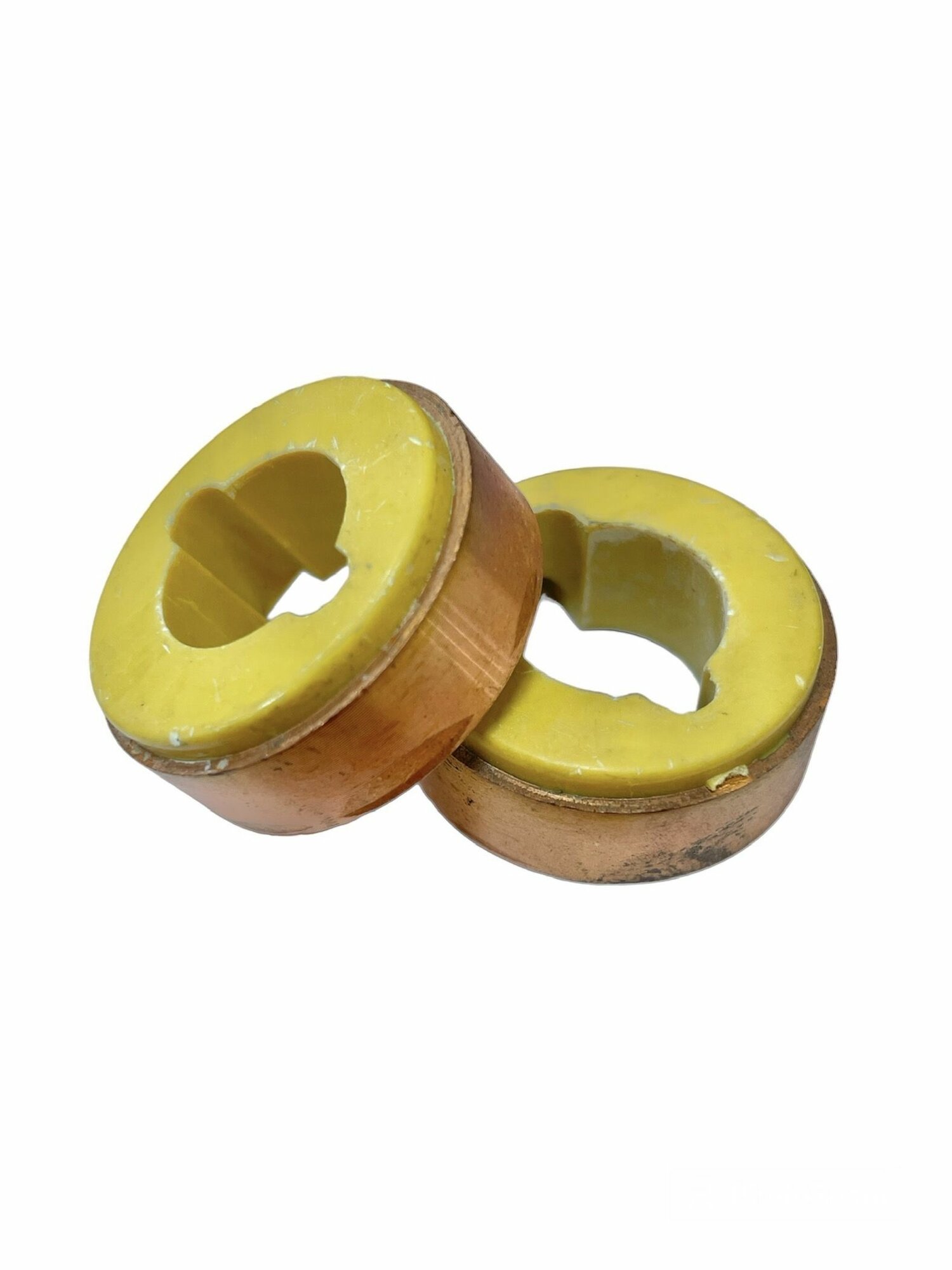 133349ВТ Коллектор (токосъёмные кольца 2 шт) генератора применим к 2101,2107, 2108, 2109 КЗАТЭ, катэк, 32Х16