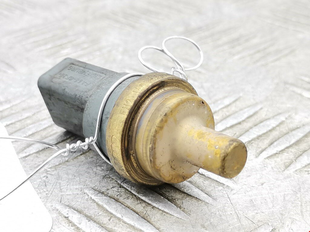 Датчик температуры охлаждающей жидкости Audi A4 B8 06A919501A арт. 2189097