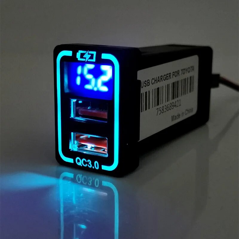 Автомобильное USB зарядное QC3.0 Ice Blue для Toyota