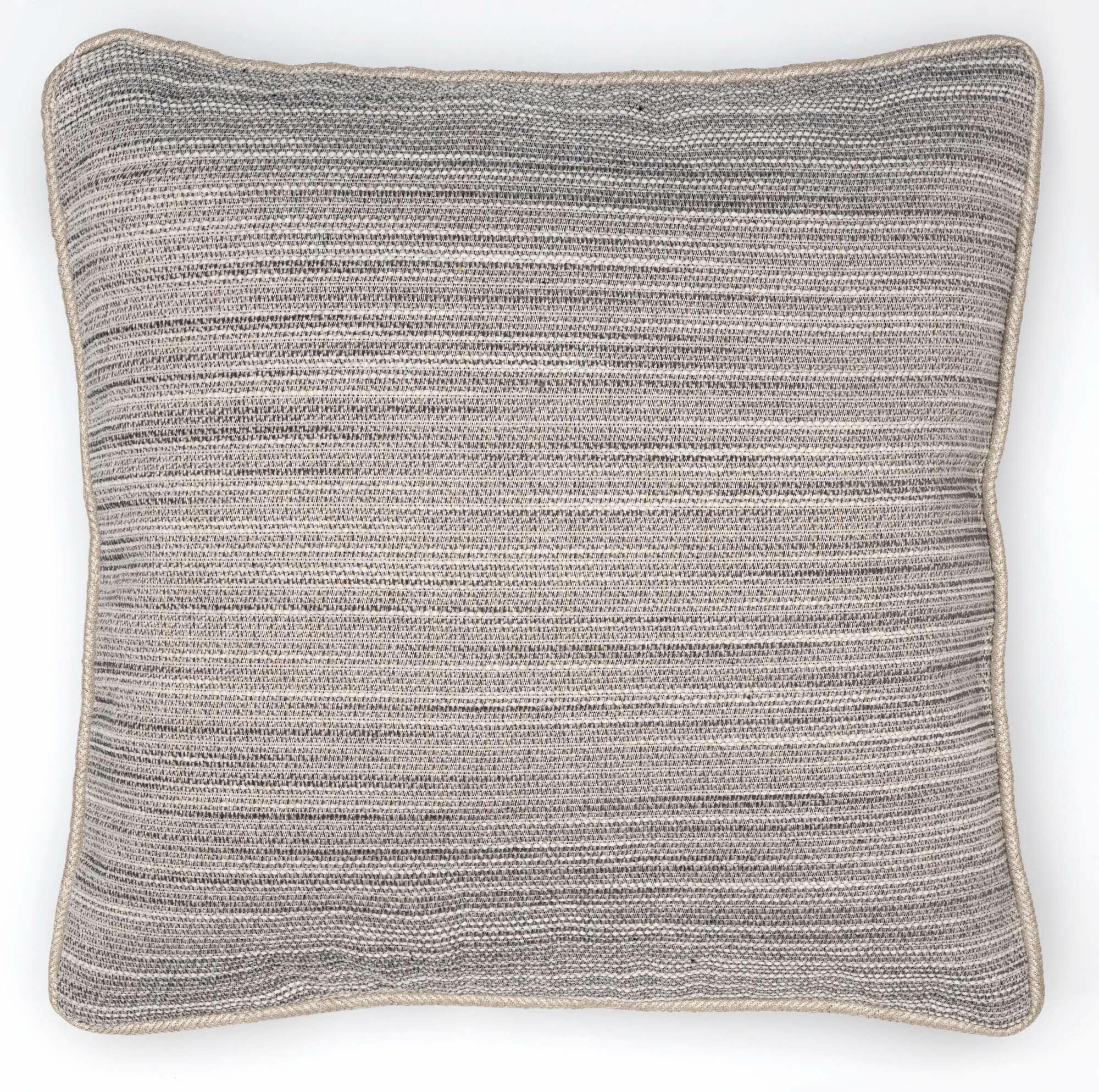 Подушка Textil Roig BRUMA декоративная 40х40 85% полиэстер 15% хлопок, наполнитель конфорель