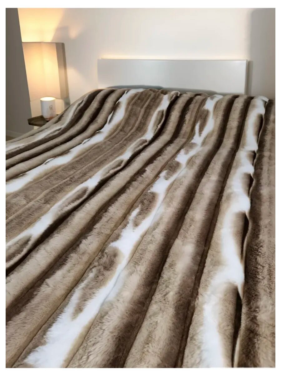 Подарочный плед 200х230 см на диван кровать