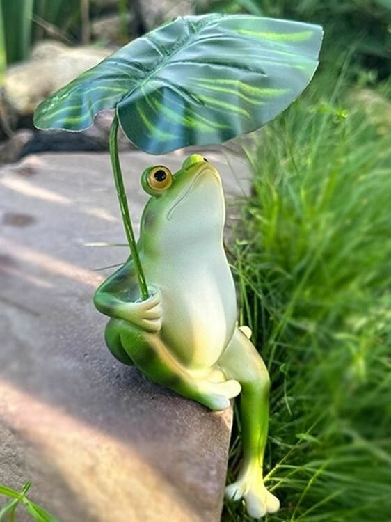 Фигурка садовая