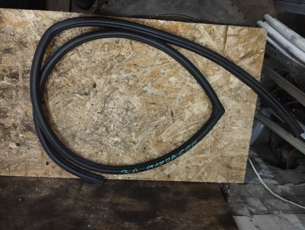 Уплотнитель задней левой двери Mazda 6 GG Б/У с пробегом