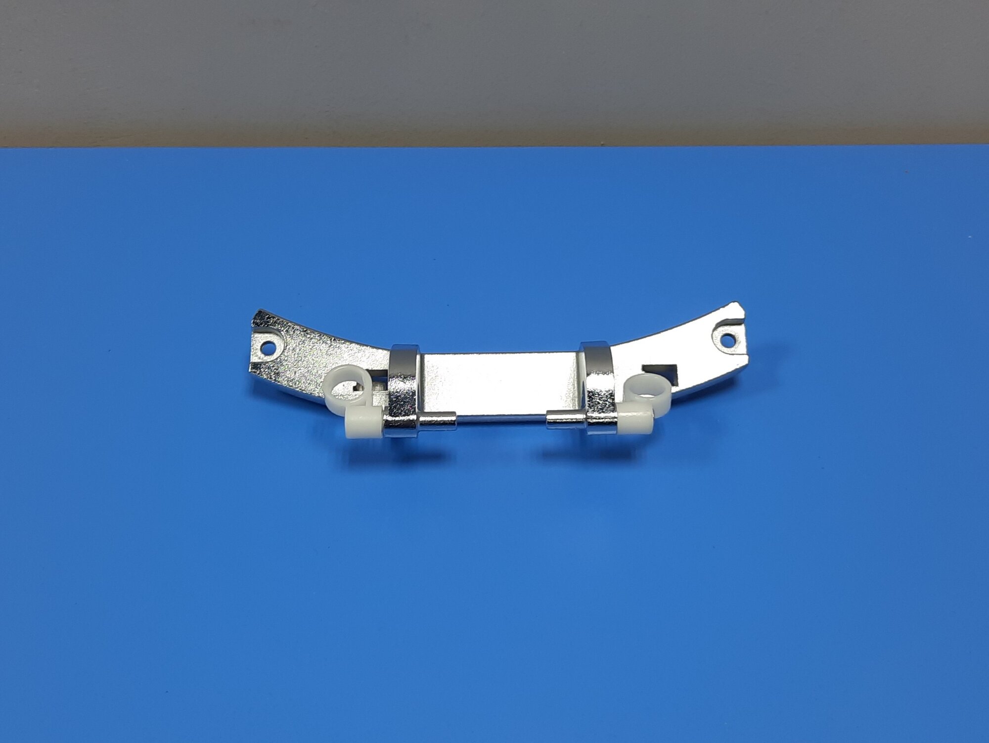 Петля люка стиральной машины Whirlpool, Hisense, Gorenje, Leran