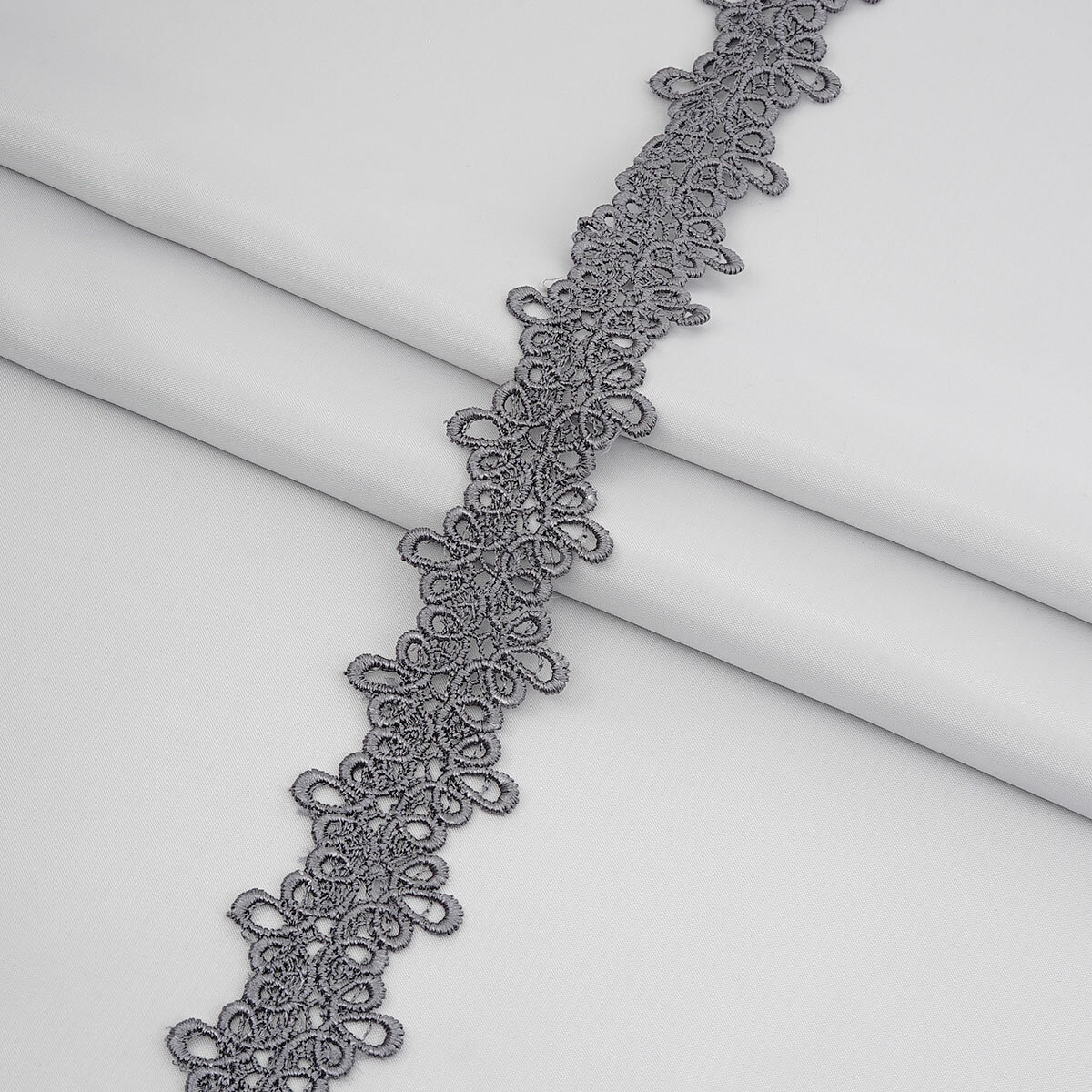 Кружево для рукоделия гипюр, ширина 4 см, длина 13,7 м, цвет темно-серый, 1 штука