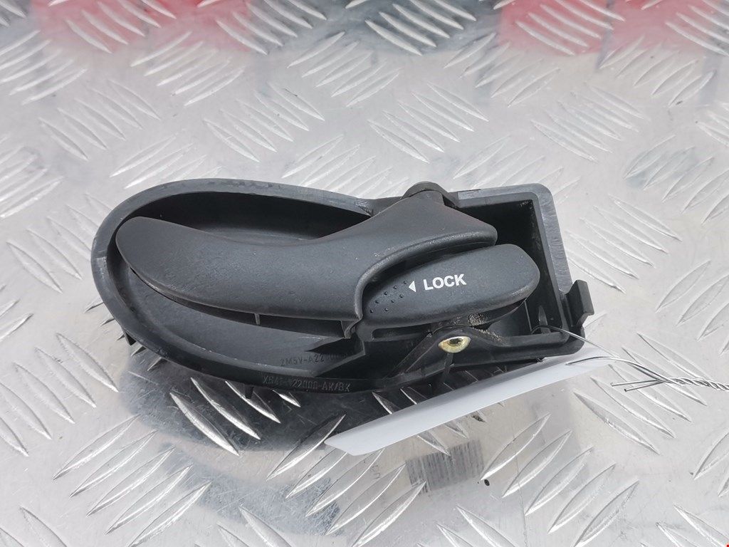 Ручка двери внутренняя задняя правая / 1591847 XS41A22600AK 1097633 для Ford Focus 1 (с пробегом)