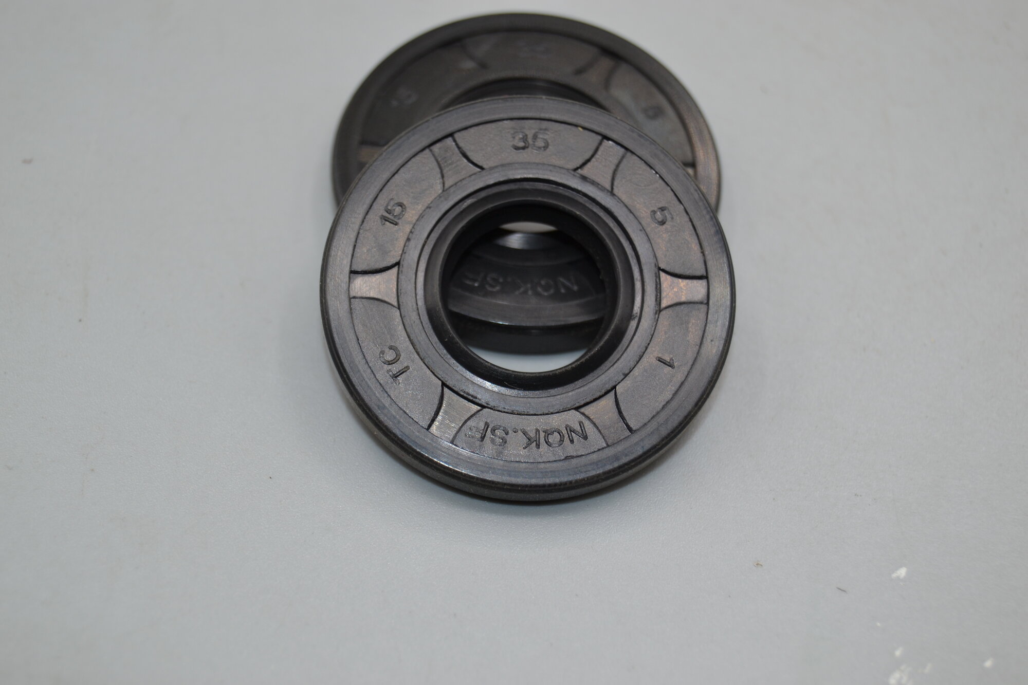 Манжеты сальники 15х35х5, (2шт)